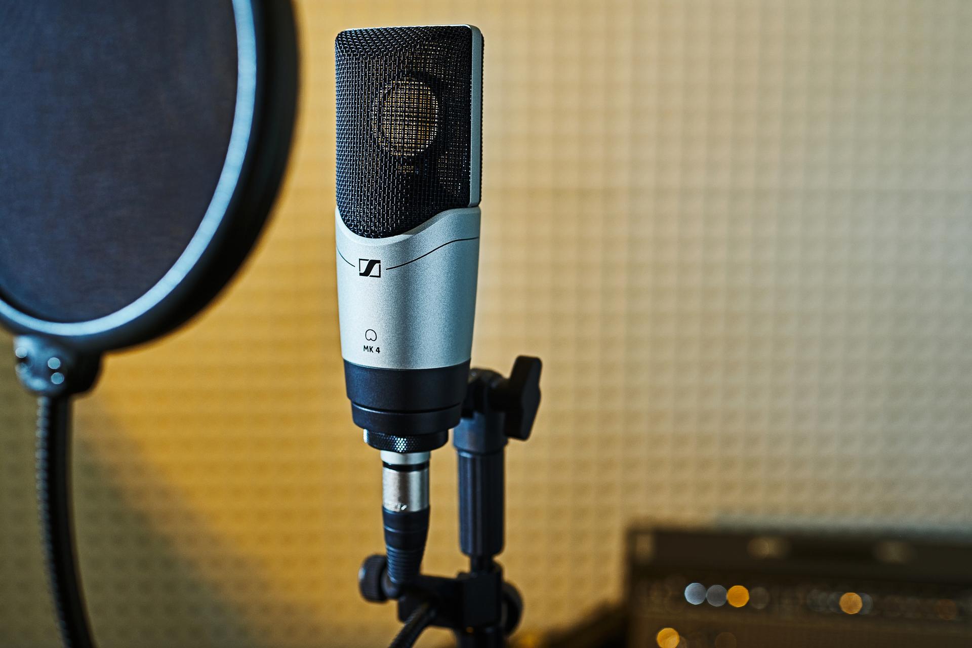 How to choose the best microphone for YouTube | Sennheiser